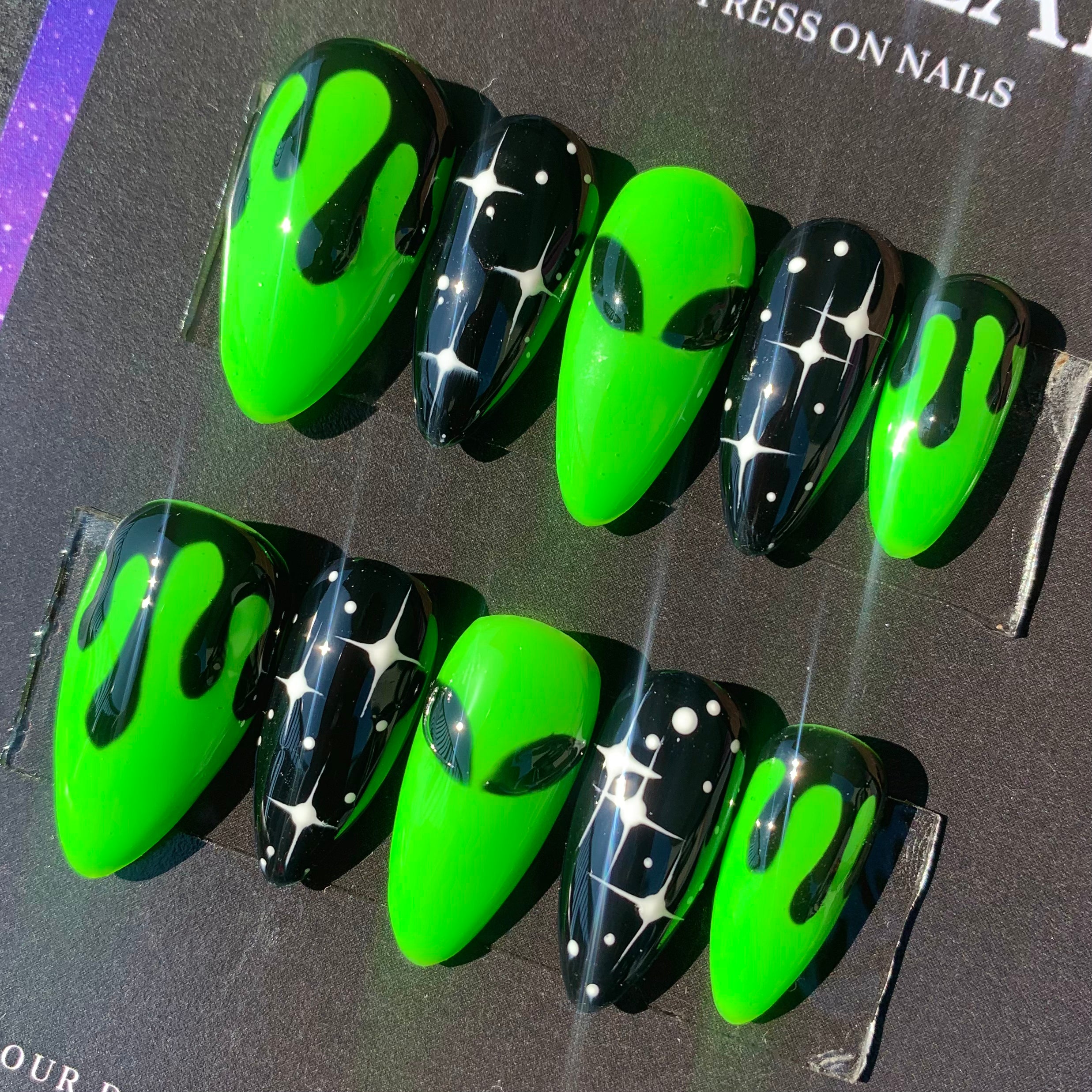 Intergalactic Alien Drip – LUNA LAB